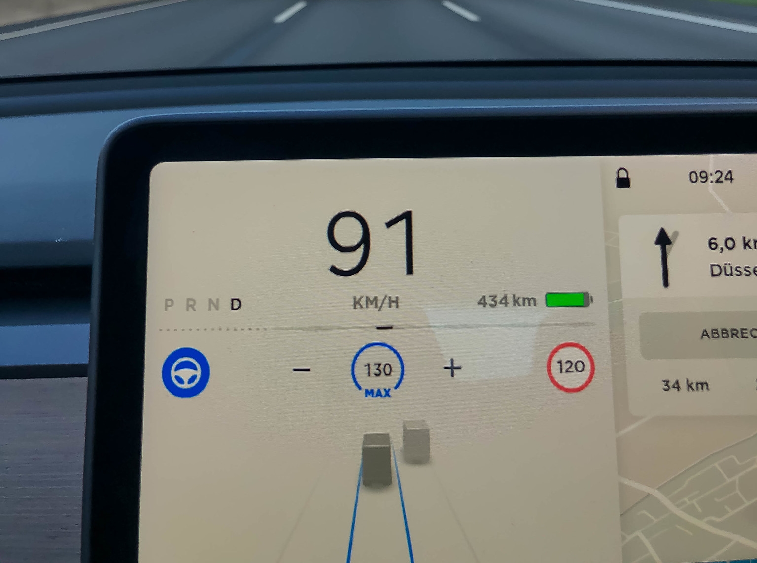 ¿Debo comprar la opción Autopilot FSD para mi Tesla?